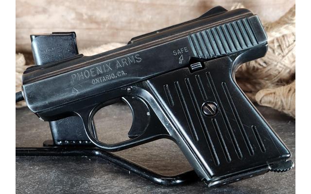Pre-owned Phoenix Arms Raven MB.25auto In Hard Case - harveysauctions.com