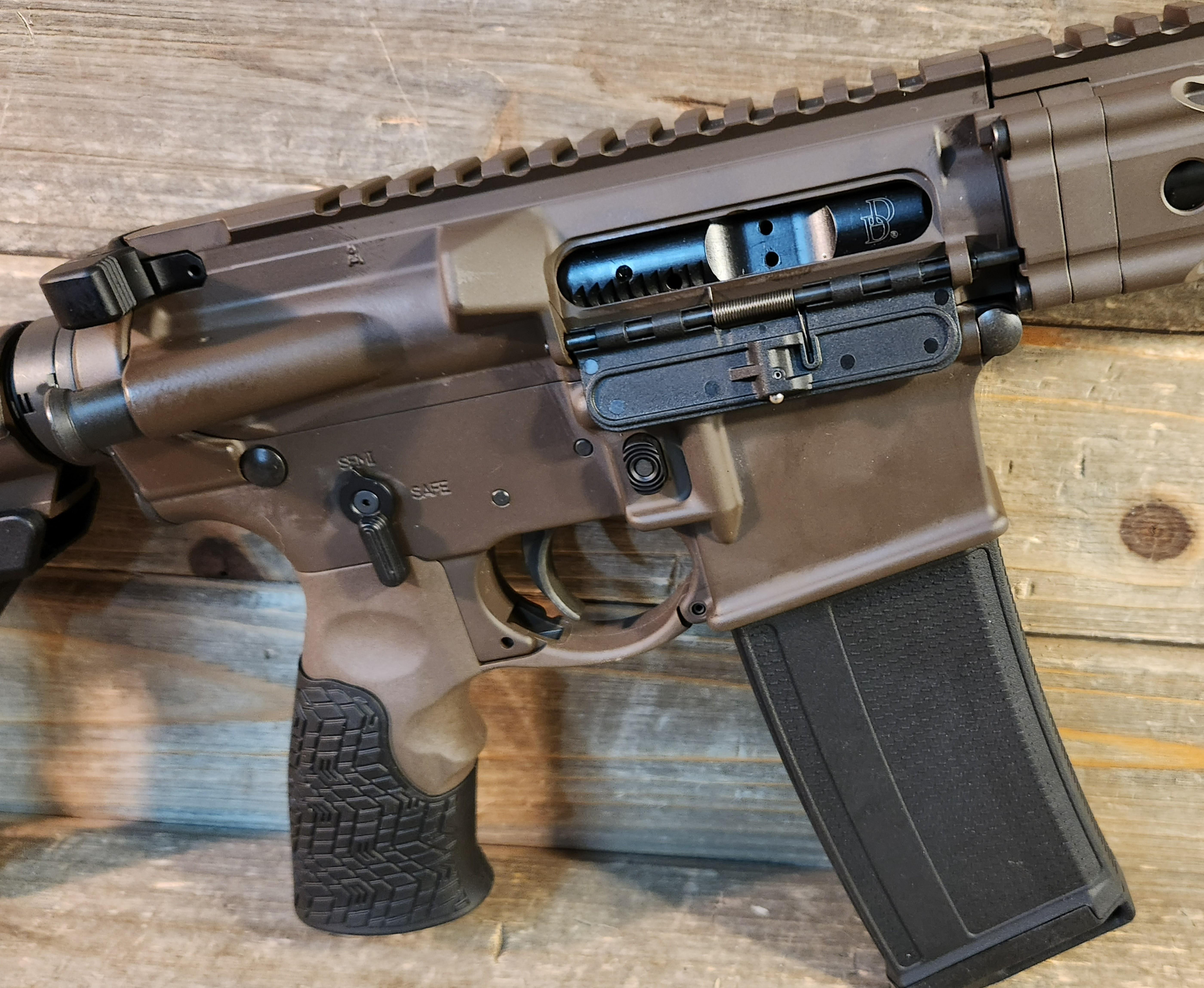 Pre-owned Daniel Defense V7 5.56 Nato in Original Hard Case ...