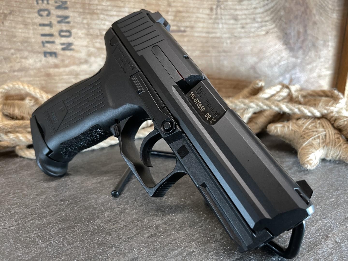 Heckler & Koch P2000 V3 3.6" 9mm - NEW! - harveysauctions.com