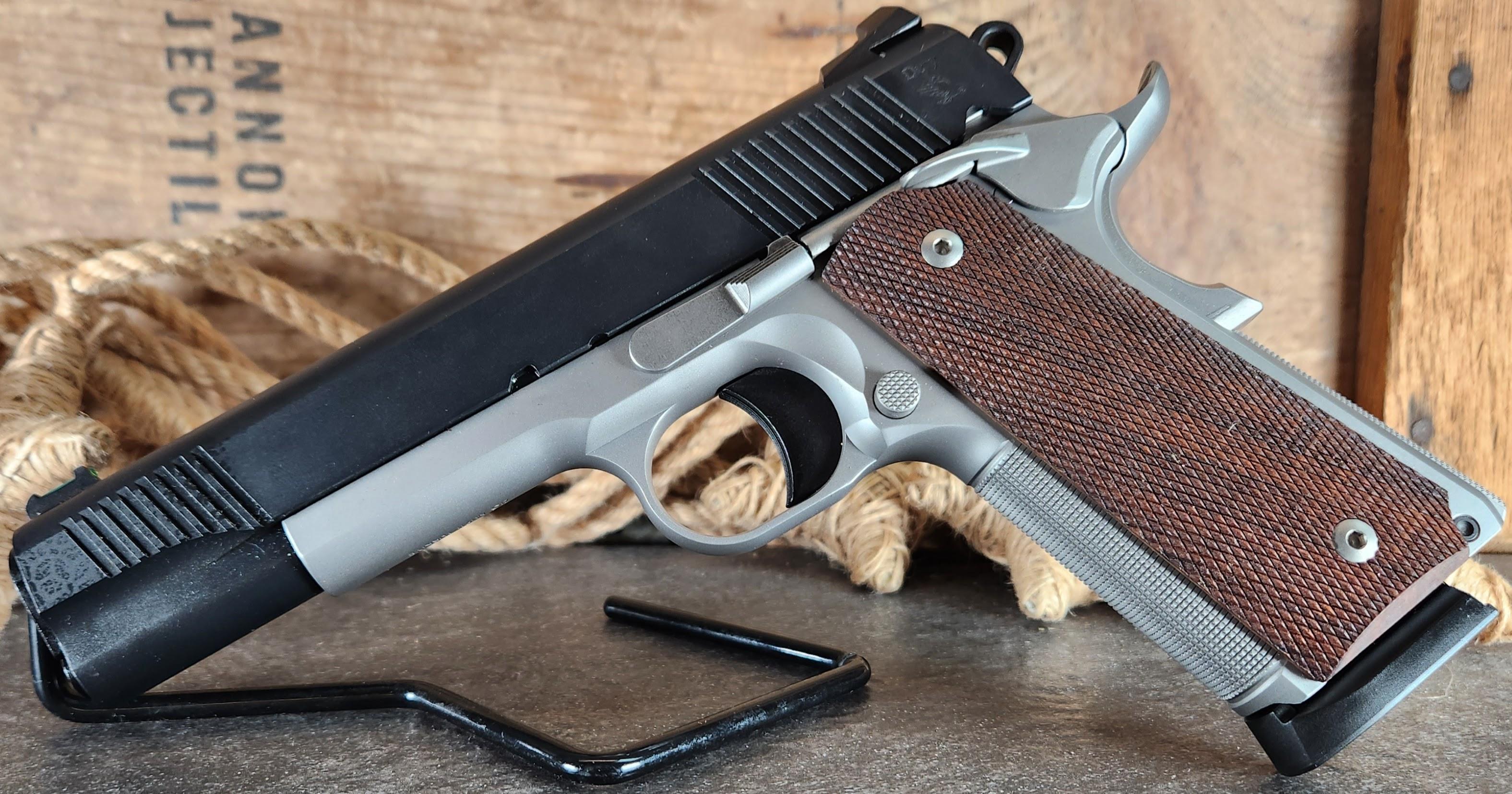 Pre-owned Tisas B45 1911 45acp in Original Hard Case - harveysauctions.com
