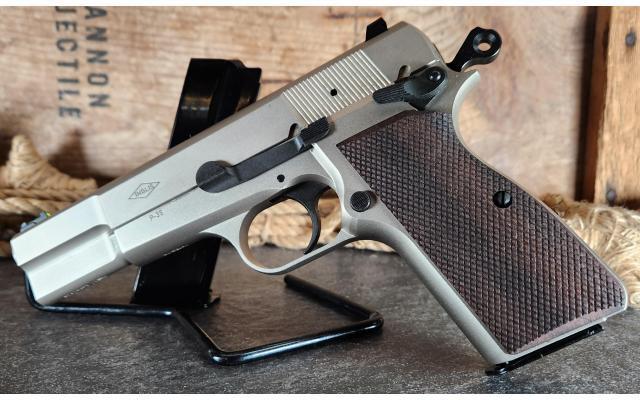 New Mac Inglis P35 9mm Brushed Nickel - harveysauctions.com