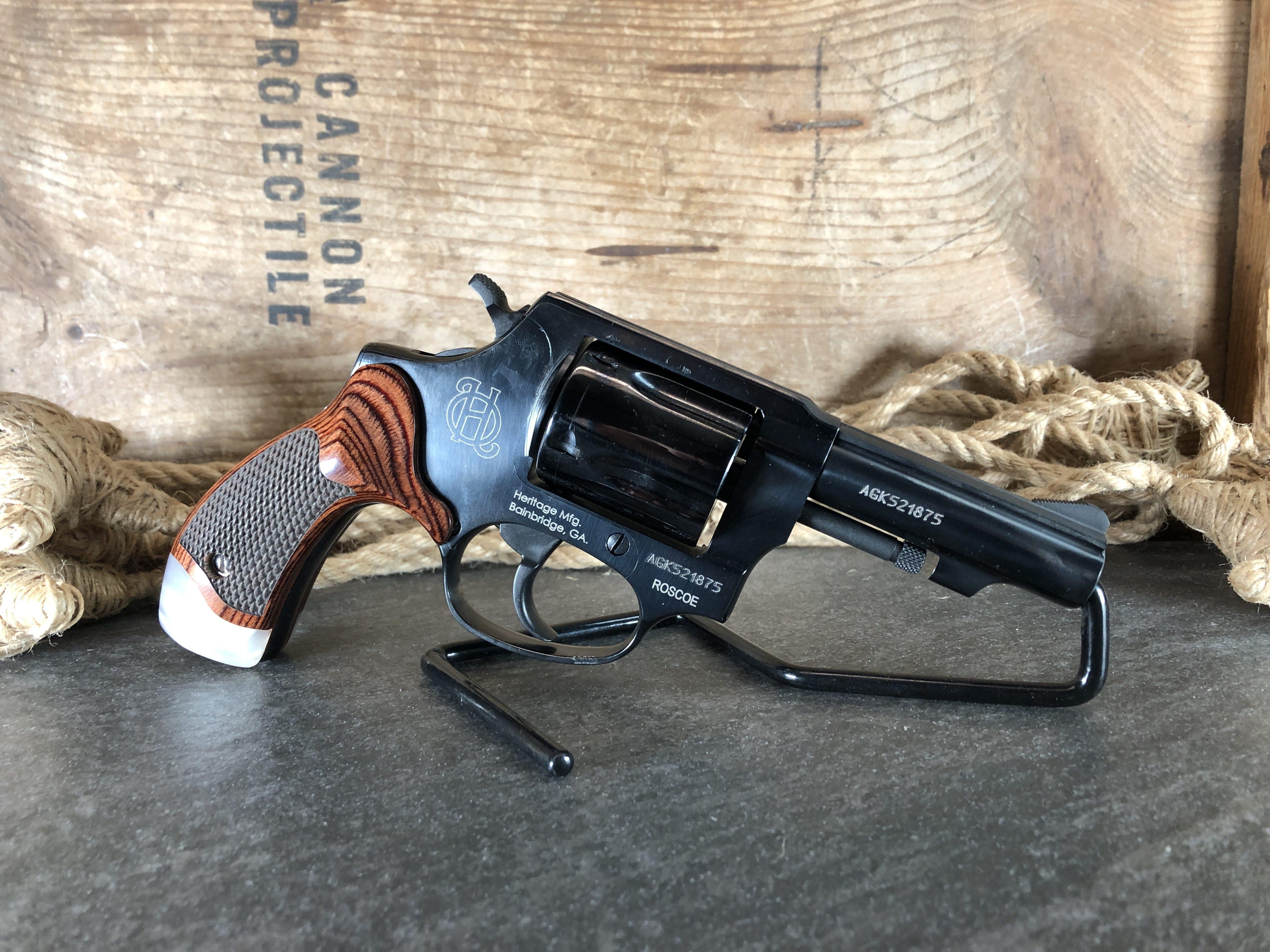 New Heritage Roscoe .38spl Rosewood & Pearl - harveysauctions.com