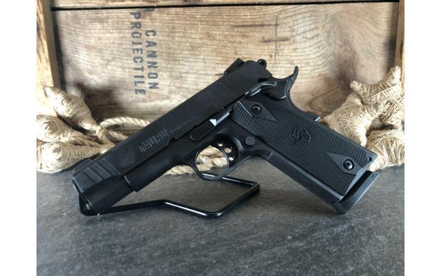New Taurus 1911 Commander .45acp in Hard Case - harveysauctions.com