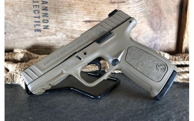 New Smith & Wesson SD9VE 9mm FDE - harveysauctions.com