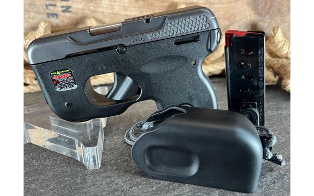 Pre-owned Taurus Curve .380acp In Hard Case - harveysauctions.com