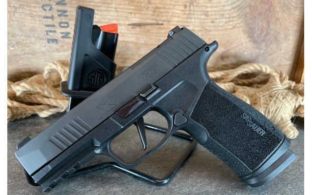 New Sig Sauer P365 X-Macro 9mm - harveysauctions.com