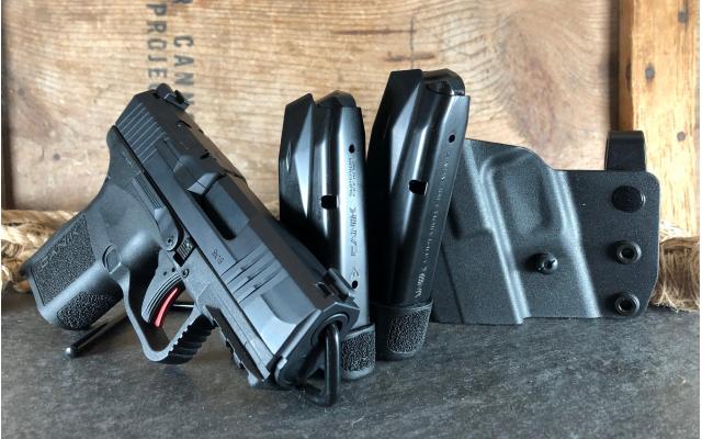 Pre-owned Canik METE MC9 9mm In Hard Case - harveysauctions.com