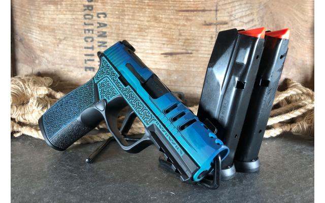 New Sig Sauer P365 X-Macro Comp 9mm Galactic June Bug - harveysauctions.com