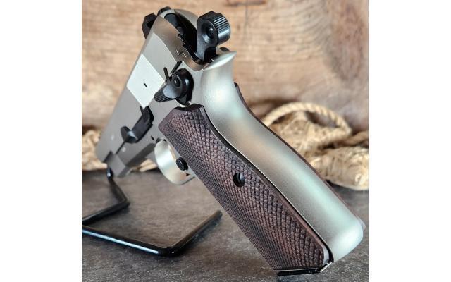 New Mac Inglis P35 9mm Brushed Nickel - harveysauctions.com