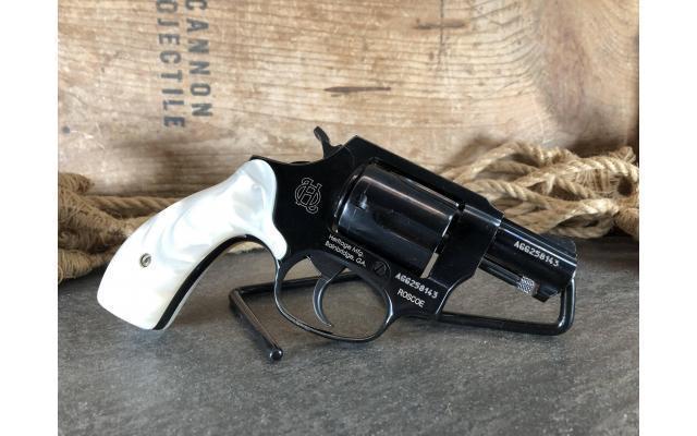 New Heritage Roscoe .38spl Pearl - harveysauctions.com