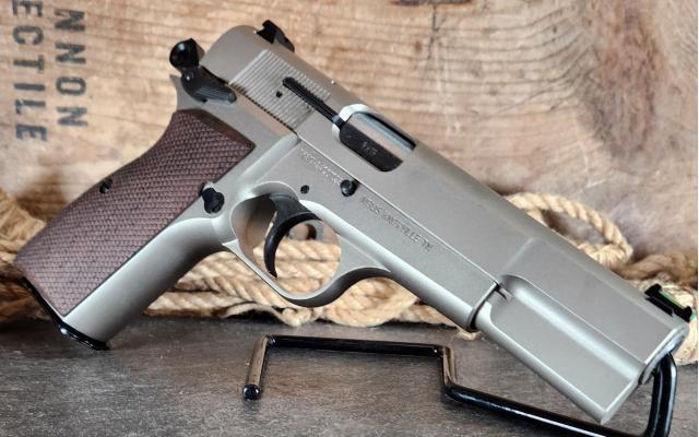 New Mac Inglis P35 9mm Brushed Nickel - harveysauctions.com