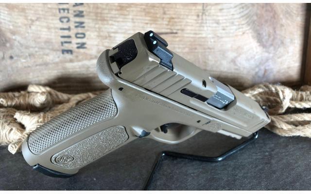 New Smith & Wesson SD9VE 9mm FDE - harveysauctions.com