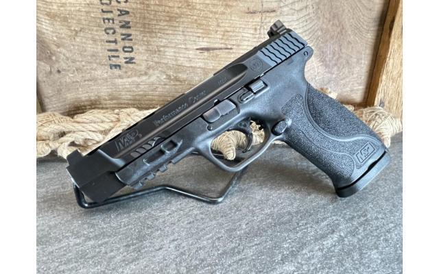 New Smith & Wesson M&P9 Core PC 9mm Ported - harveysauctions.com