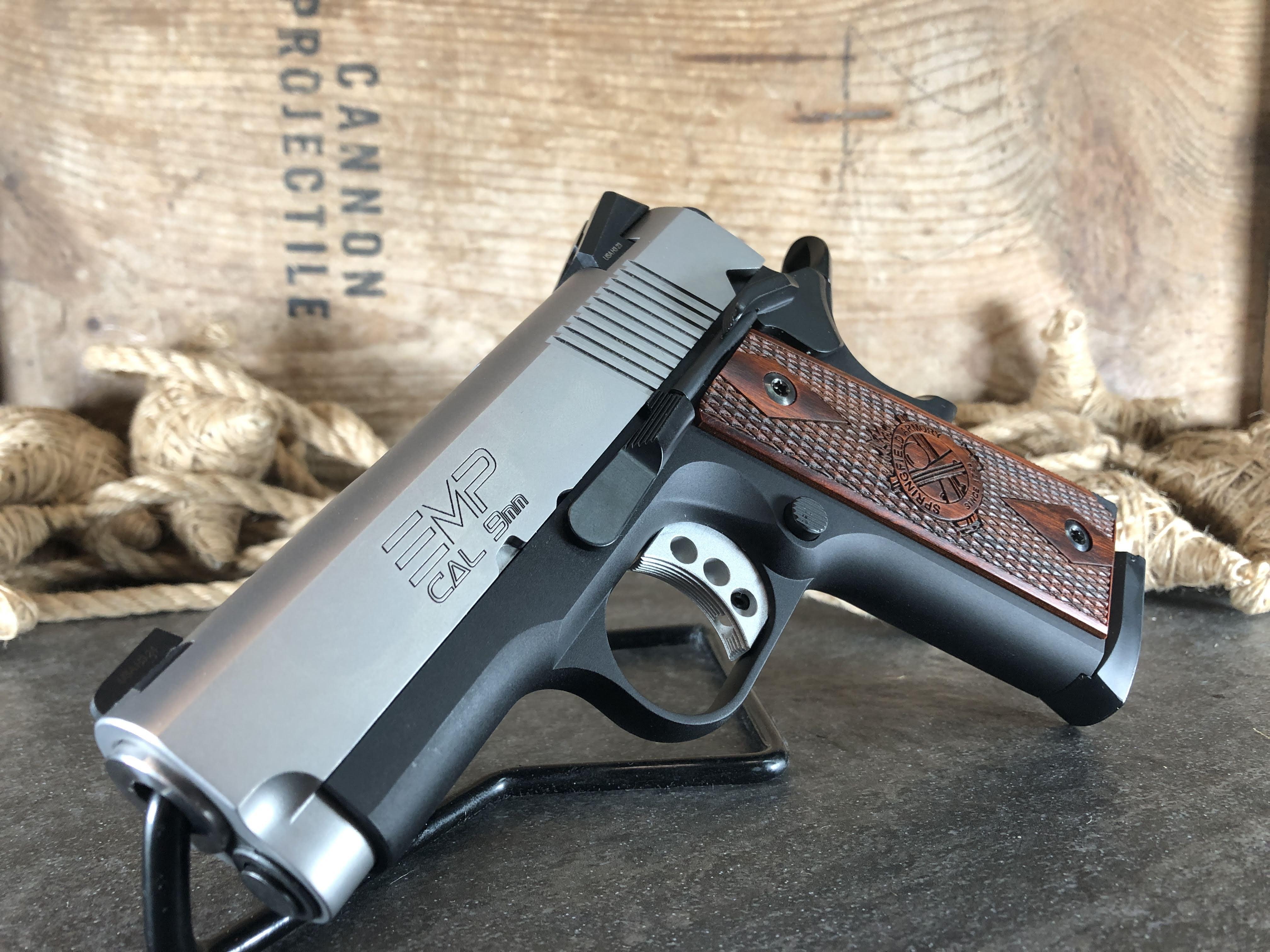 Pre-owned Springfield EMP Compact 9mm In Hard Case - harveysauctions.com