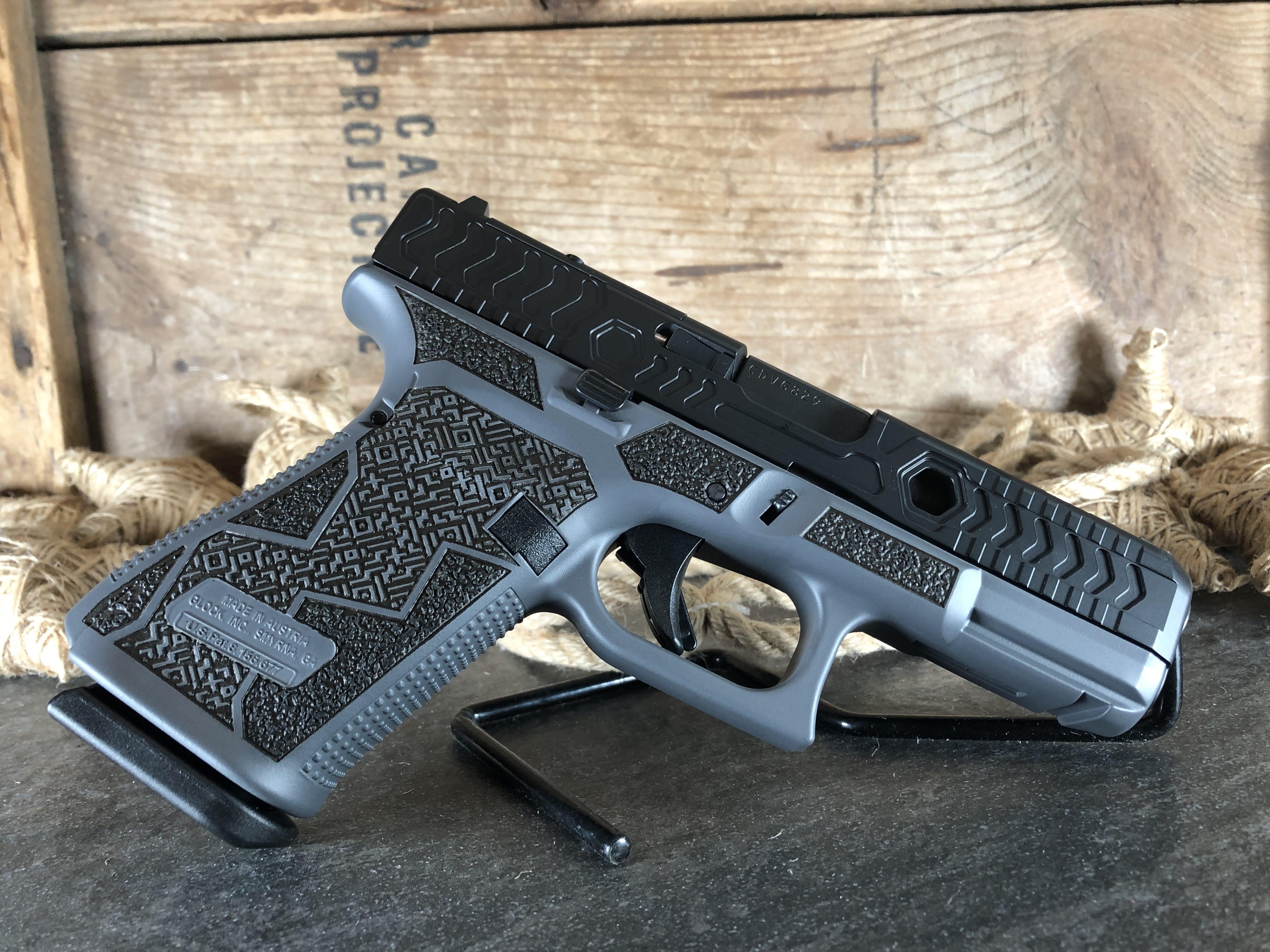 New Shark Coast Customs Glock 19 C4 Kavorka 9mm Gray - harveysauctions.com