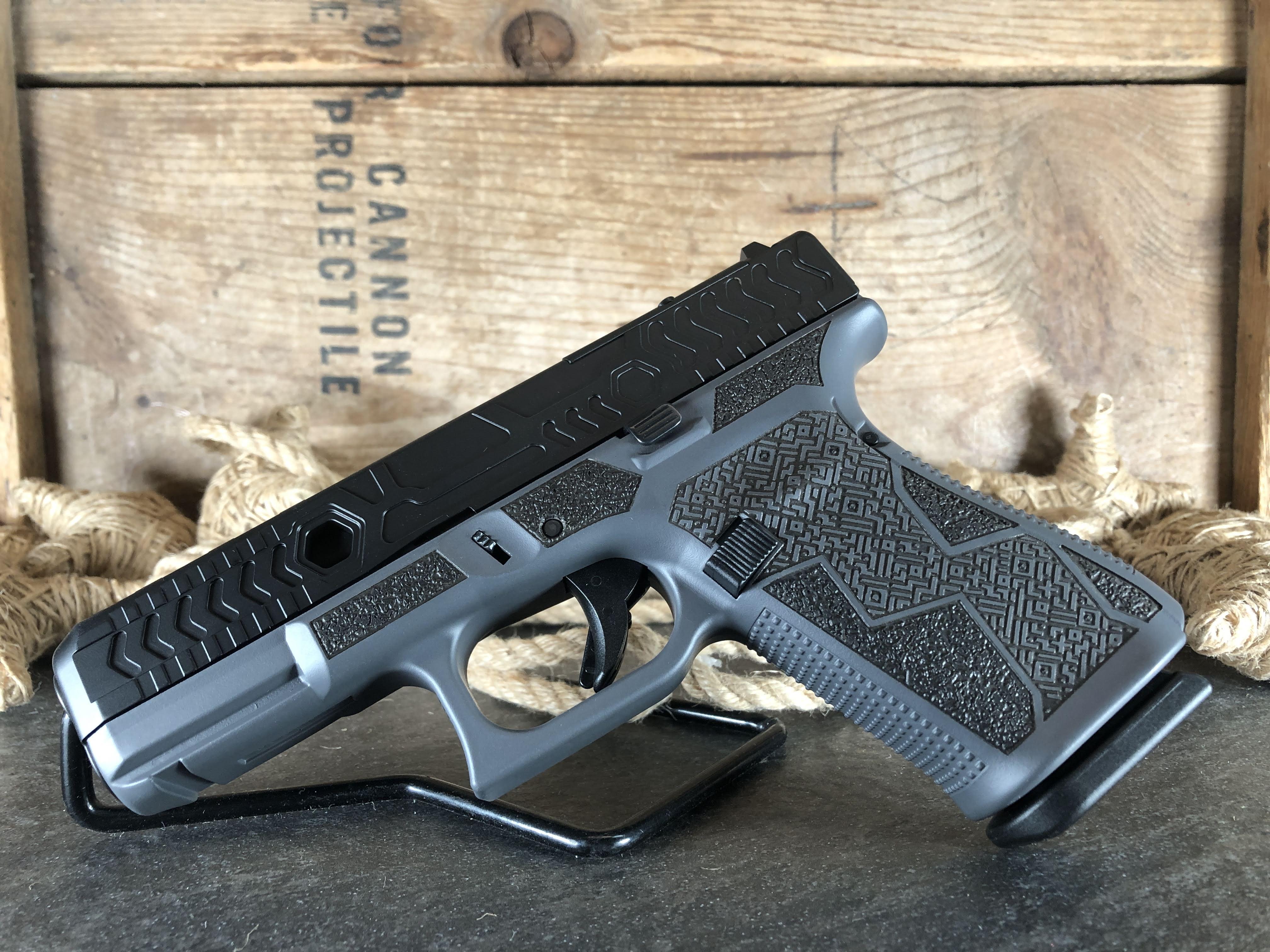 New Shark Coast Customs Glock 19 C4 Kavorka 9mm Gray - harveysauctions.com