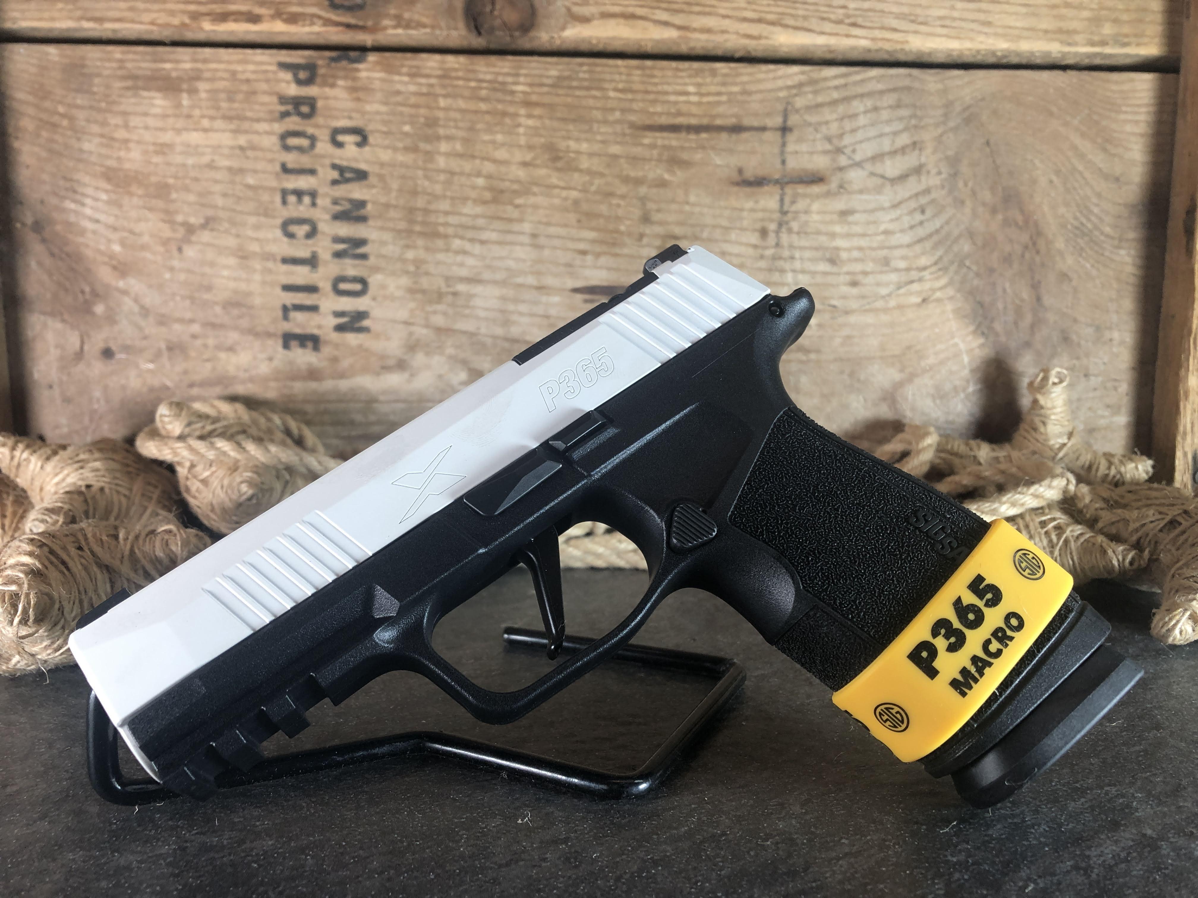 New Sig Sauer P365 X-Macro 9mm Freedom - harveysauctions.com