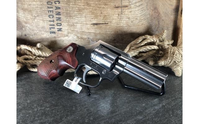 New Colt King Cobra .357Mag - harveysauctions.com