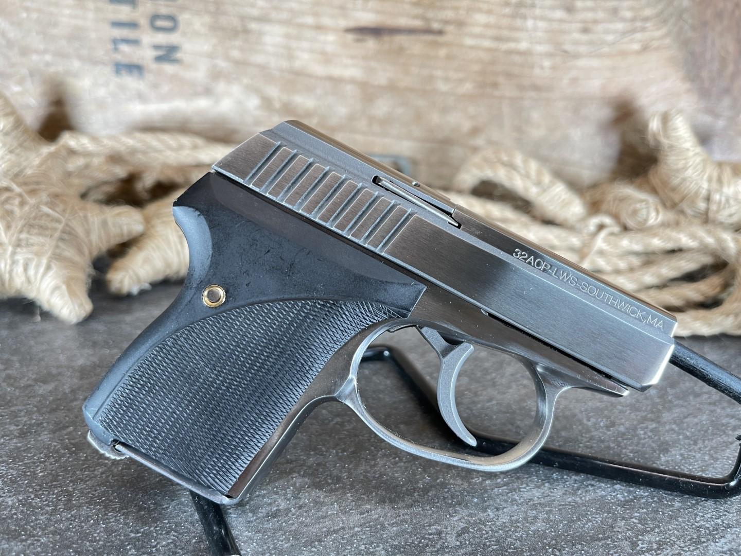 Seecamp LWS-32 2" .32ACP - NEW! - harveysauctions.com