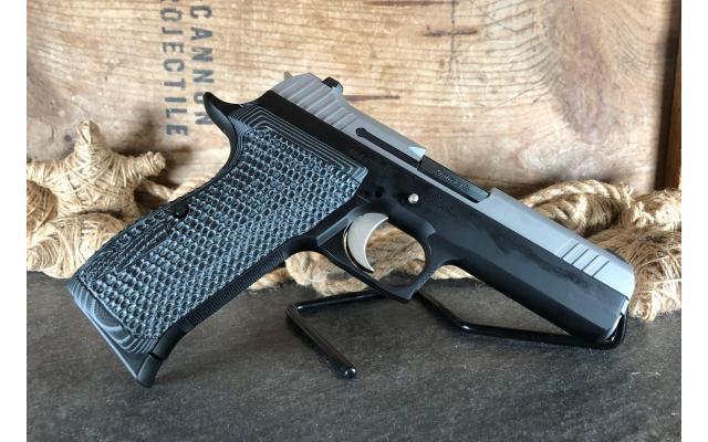 New Sig Sauer P210 Carry 9mm Two-Tone - harveysauctions.com