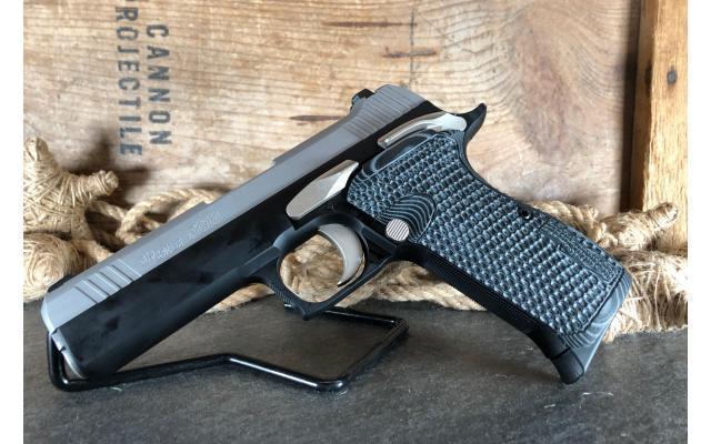 New Sig Sauer P210 Carry 9mm Two-Tone - harveysauctions.com