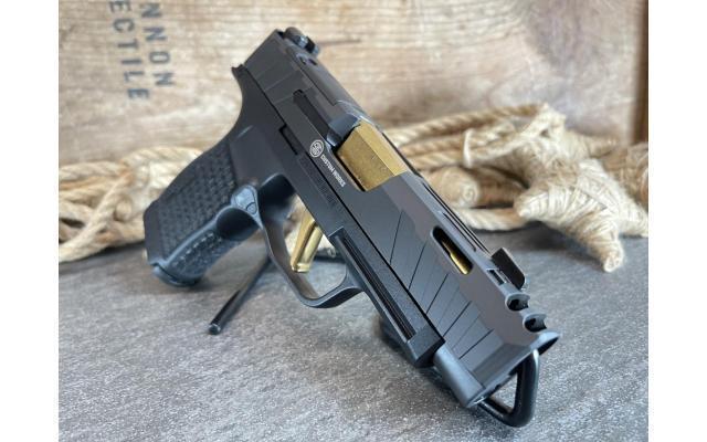 New Sig Sauer P365XL Spectre Comp 9mm - harveysauctions.com