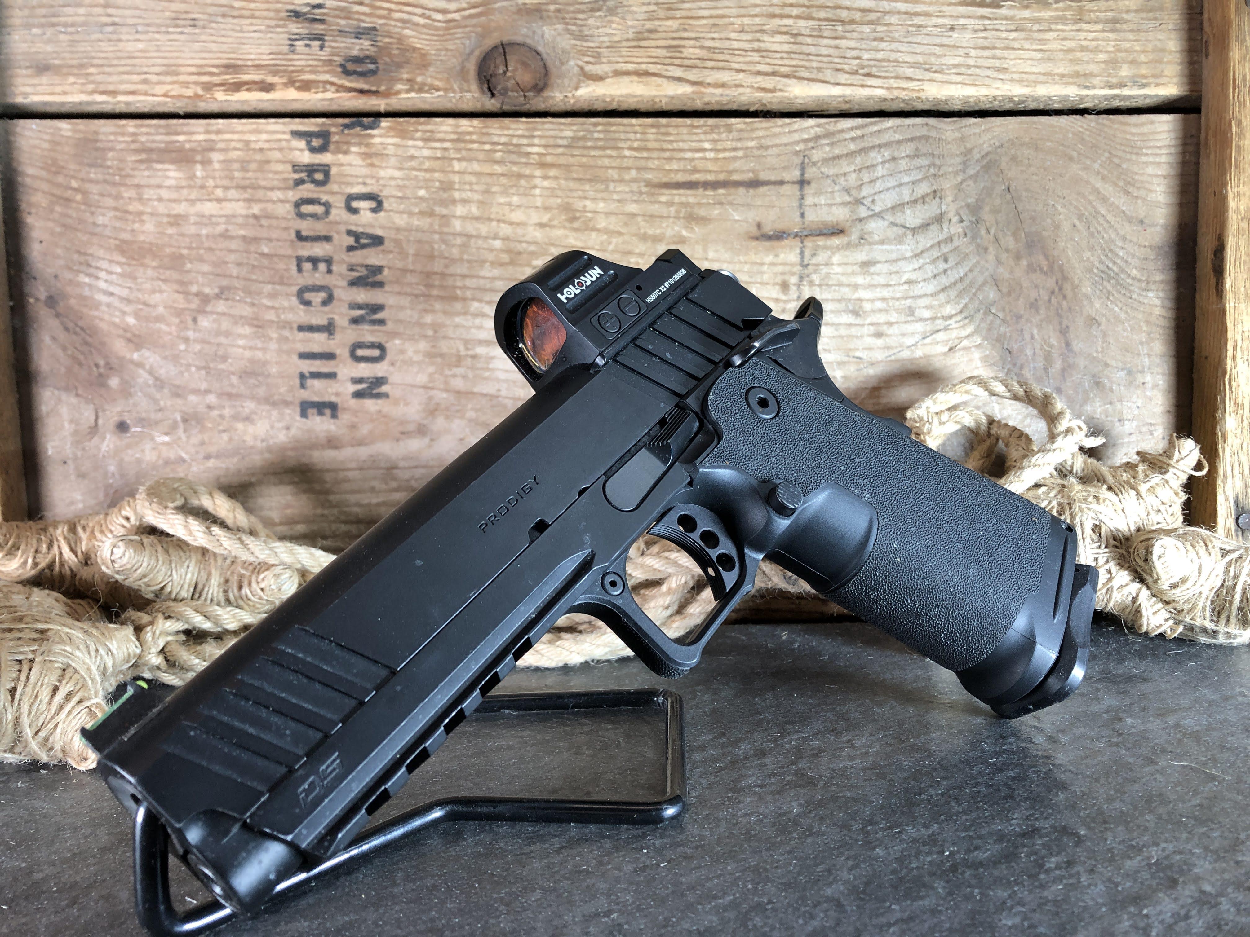 Pre-owned Springfield Prodigy 9mm In Box - harveysauctions.com