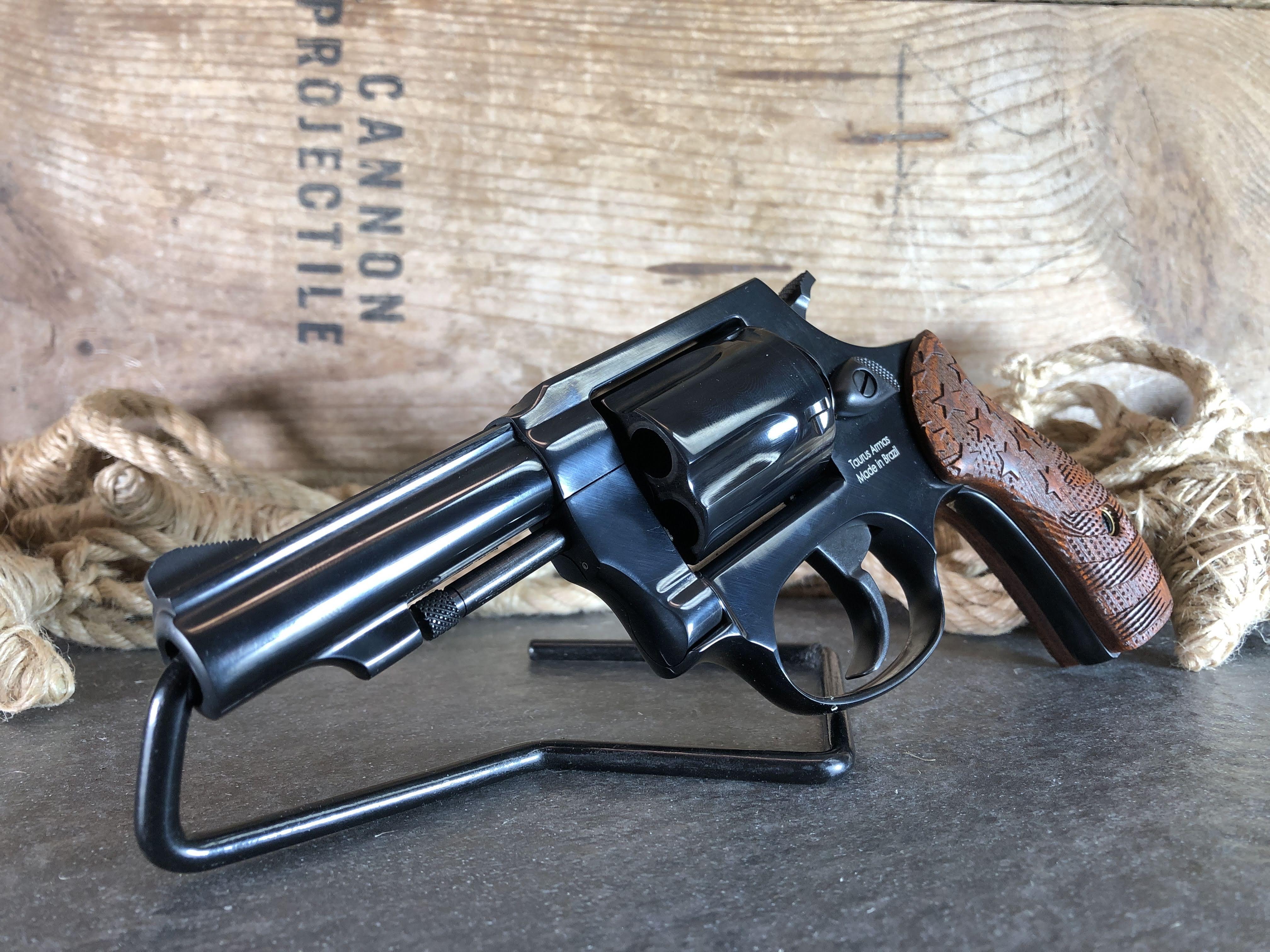 New Heritage Roscoe .38spl+P - harveysauctions.com