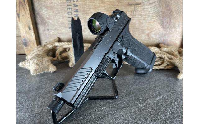 Shadow Systems DR920 Combat 5" 9mm w/ Trijicon SRO optic- no box - Pre ...
