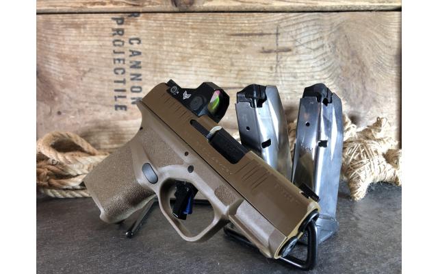 Pre-owned Springfield Hellcat 9mm In Box - harveysauctions.com