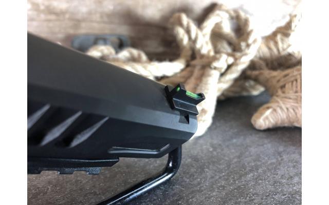 Pre-owned Sig Sauer P365XF Fuse 9mm In Hard Case - harveysauctions.com