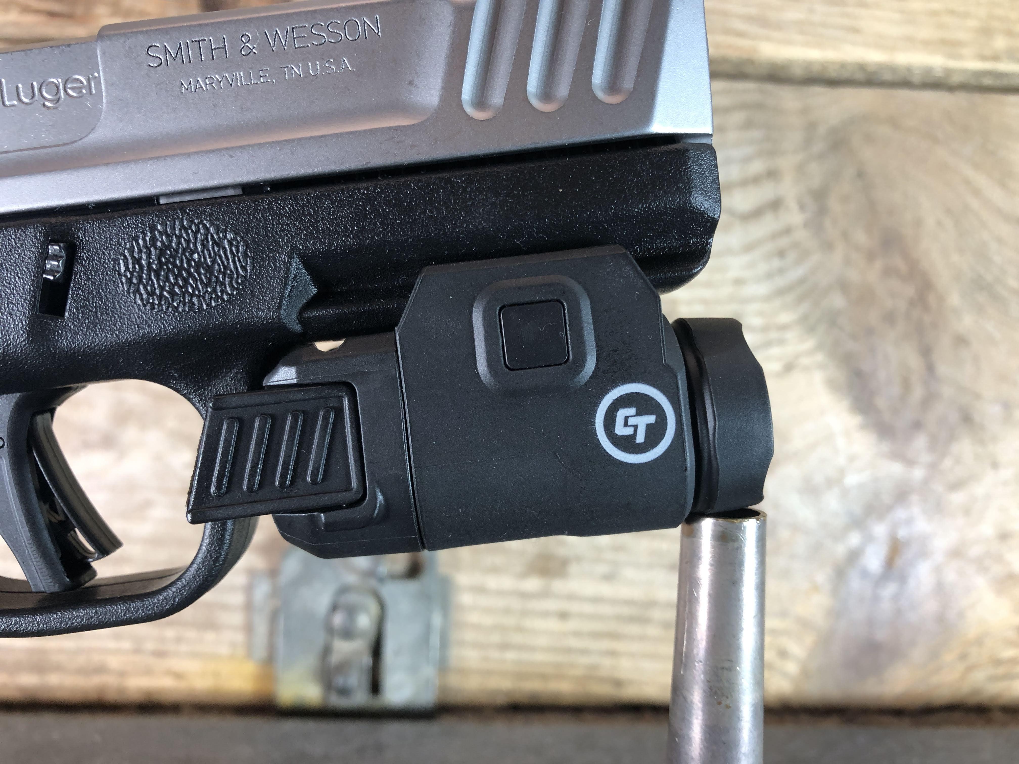 Pre-owned Smith & Wesson SD9 2.0 9mm No Box - harveysauctions.com