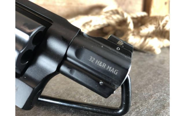 New Smith & Wesson 432UC .32H&R - harveysauctions.com