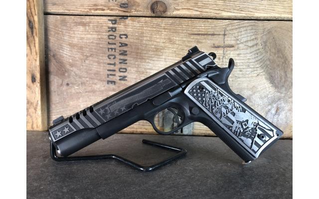 Pre-owned Auto Ordnance 1911 United We Stand .45acp In Hard Case ...