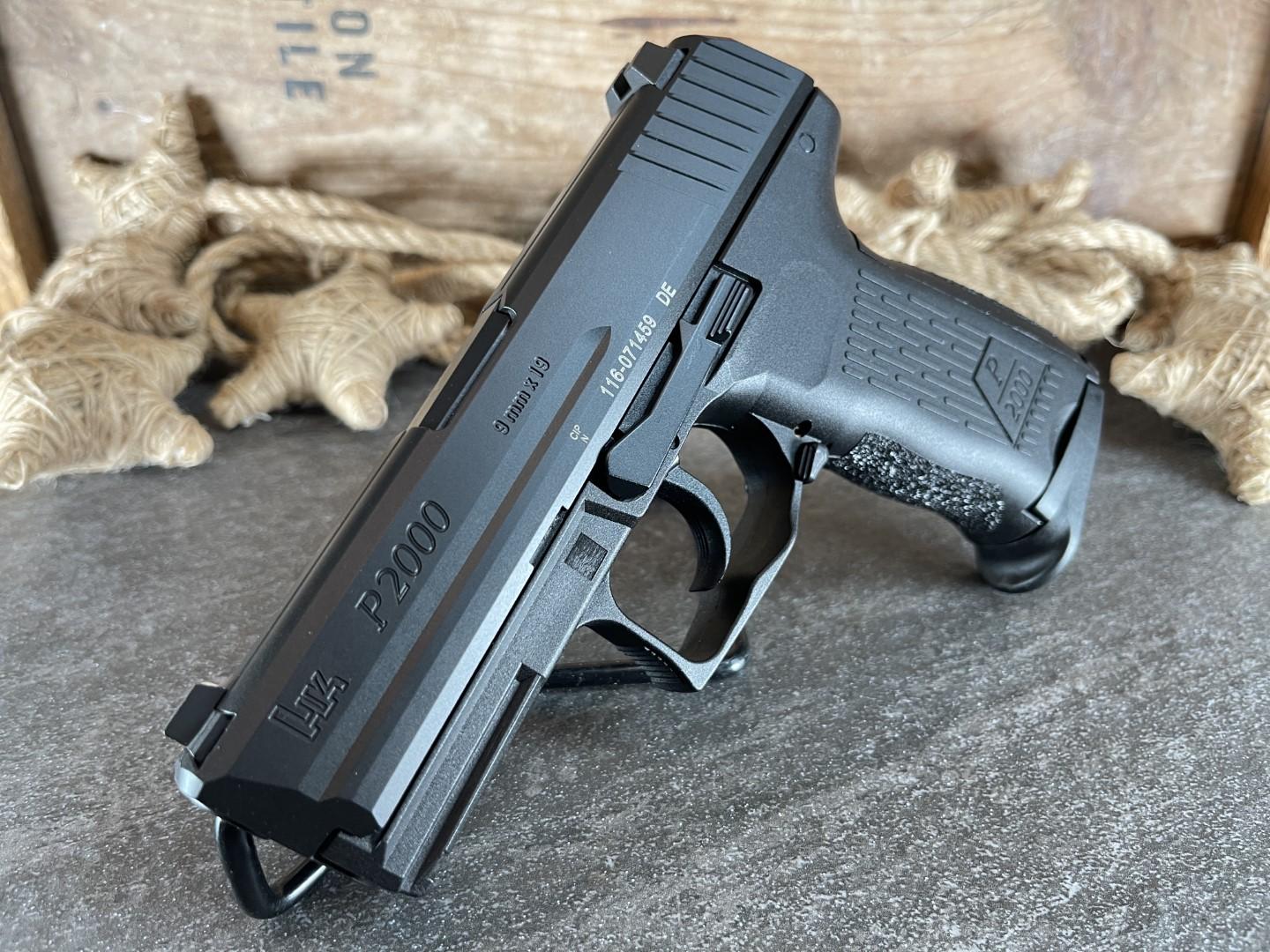 Heckler & Koch P2000 V2 LEM 3.66" 9mm - NEW! - harveysauctions.com