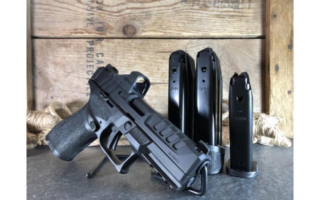 New Springfield Echelon 9mm In Soft Case - harveysauctions.com