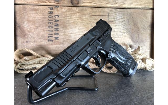 New Smith & Wesson M&P9 Metal Heavy Duty 9mm TS - harveysauctions.com