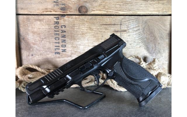 New Smith & Wesson M&P9 Metal Heavy Duty 9mm - harveysauctions.com