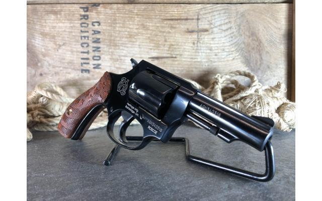 New Heritage Roscoe .38spl+P - harveysauctions.com