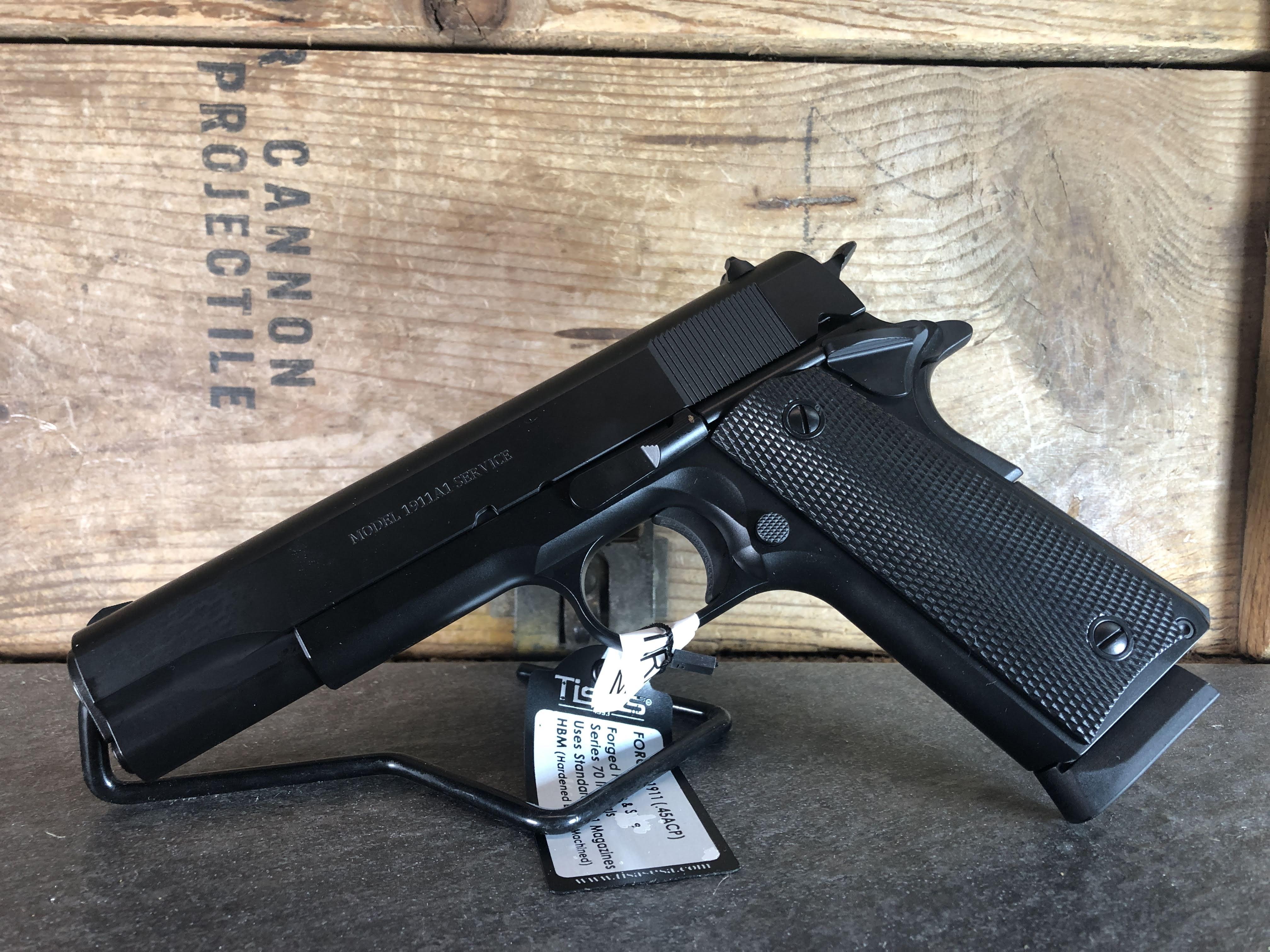 Pre-owned Tisas 1911 Service .45acp In Hard Case - harveysauctions.com
