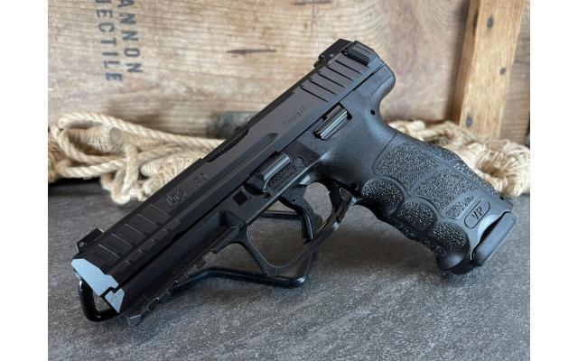 New Heckler & Koch VP9 9mm Night Sights - harveysauctions.com