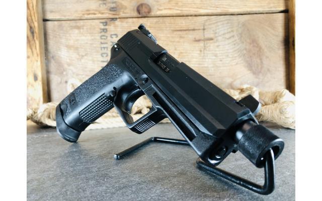 New Heckler & Koch USP45 Tactical V1 .45acp - harveysauctions.com
