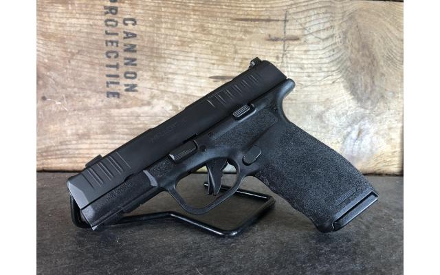 Pre-owned Springfield Hellcat Pro 9mm Gear Up In Box - harveysauctions.com
