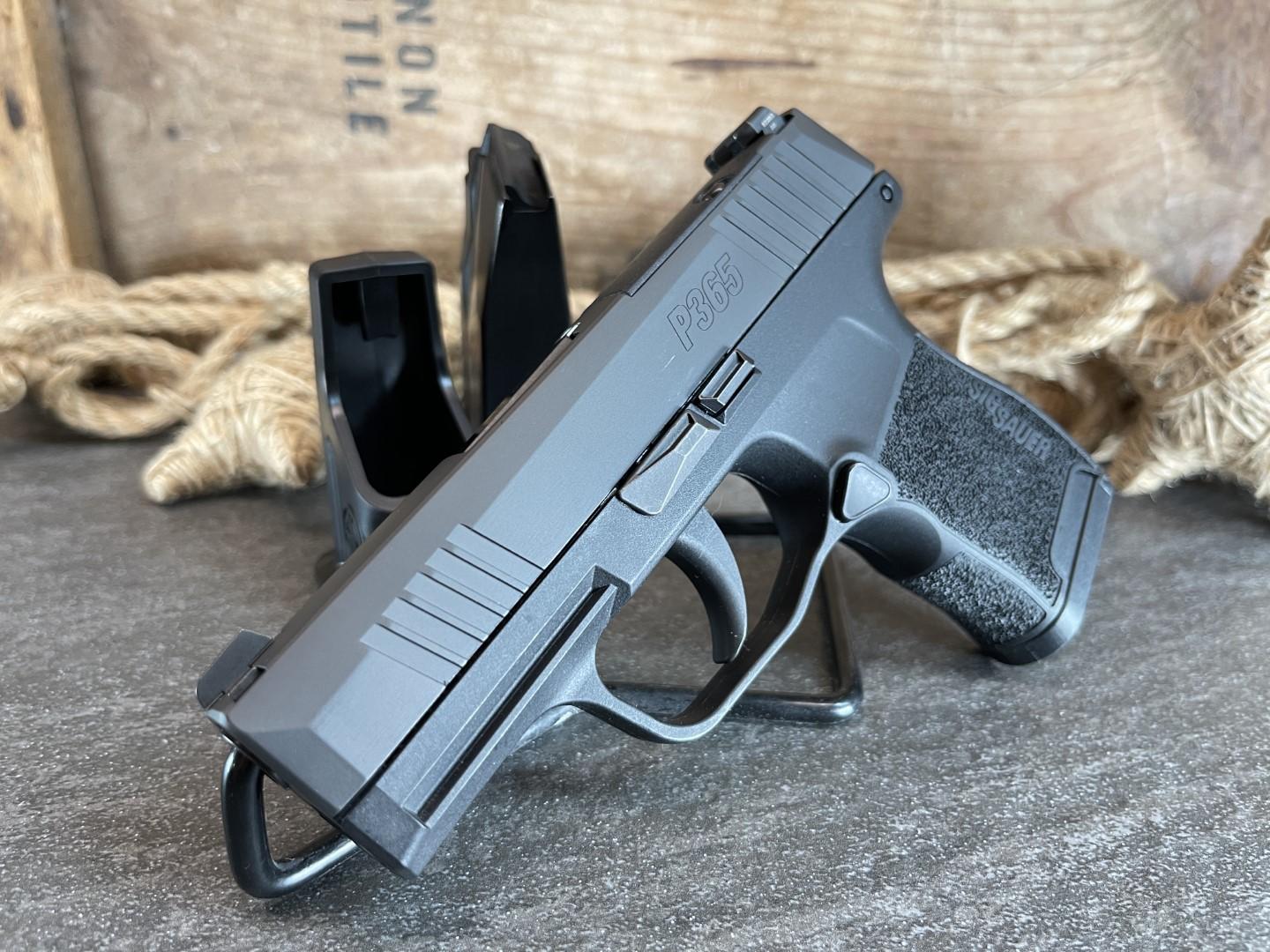 Sig Sauer P365 3.1" .380ACP, in original case - Pre-Owned ...